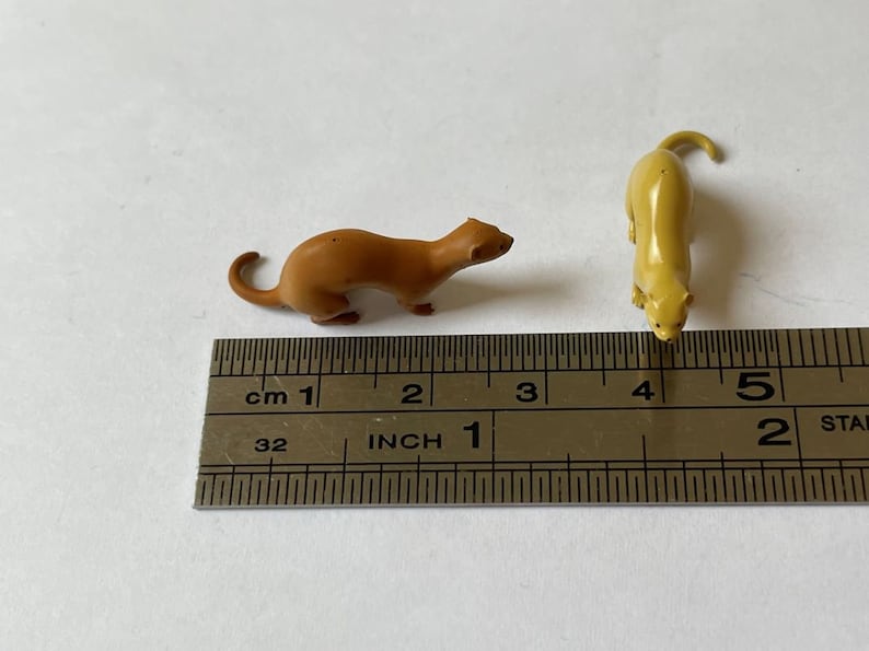 Ferret Miniature, Tiny Animal Figurine, Dollhouse Decor, Diorama ...