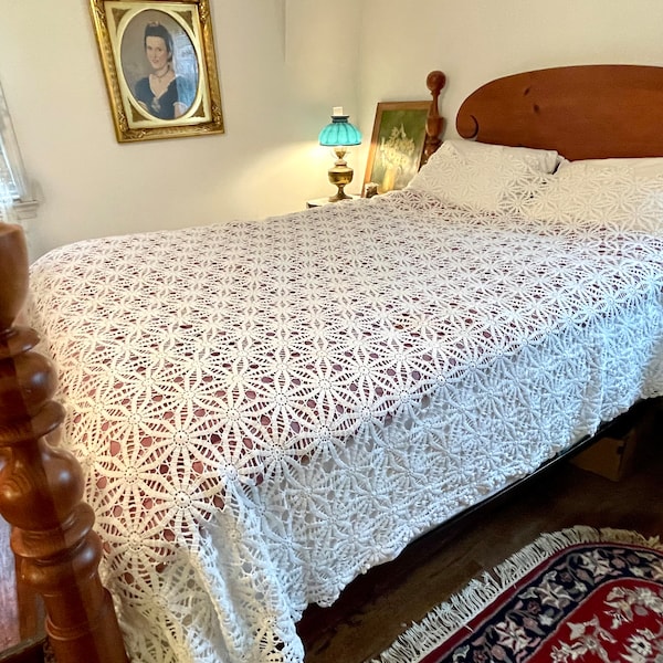 Victorian Hand Crocheted Bedspread - Etsy