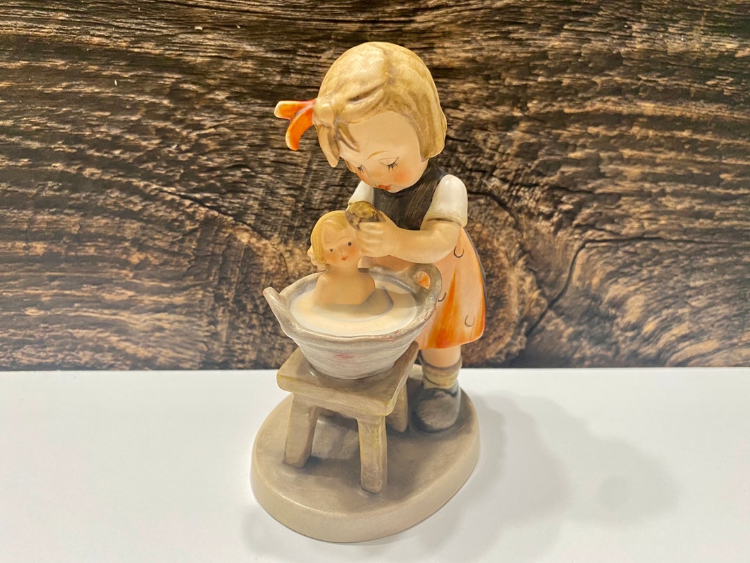 Vintage 1956 'doll Bath' Hummel Figurine, 319 Hummel, Vintage Hummel ...