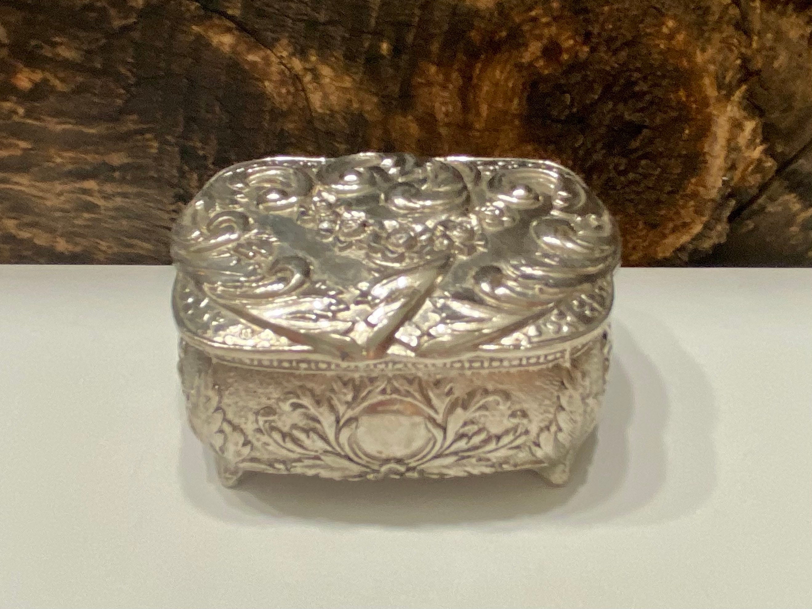 Vintage Jewelry Box Silver Metal with Red Felt Interior | Etsy