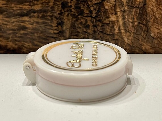 Vintage Elizabeth Post Compact, Cake Rouge Compact, C… - Gem