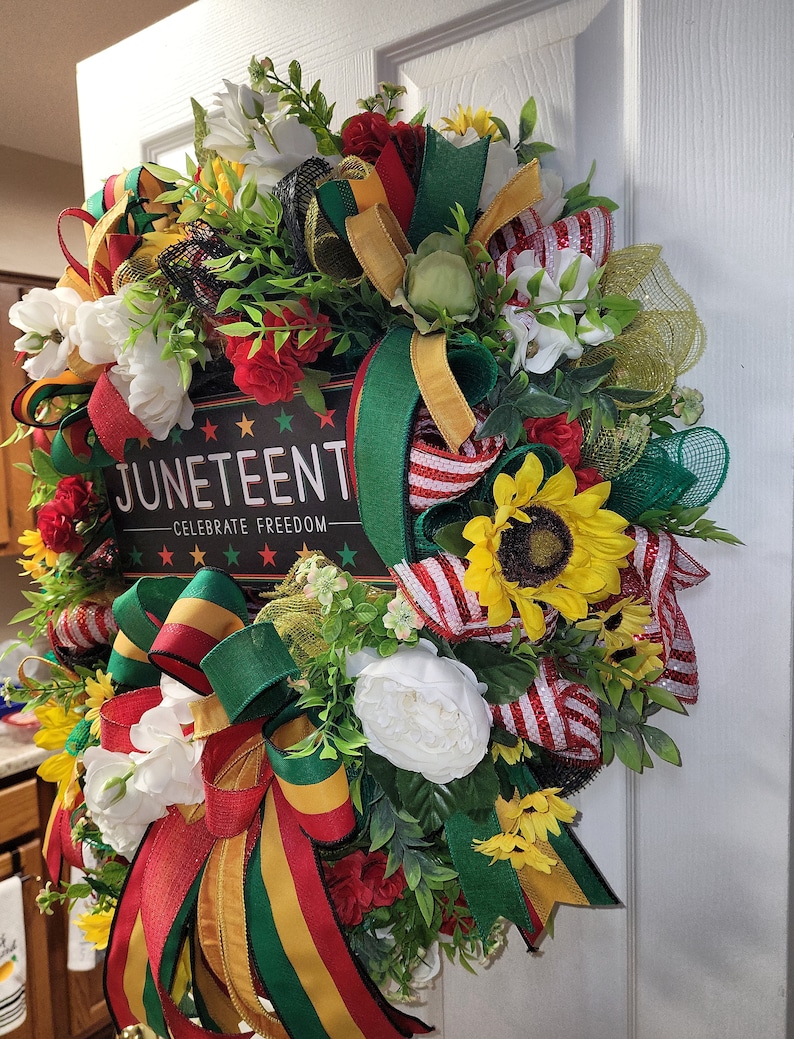 Juneteenth Wreath: Patriotic Sunflower & Peony Decor - Etsy