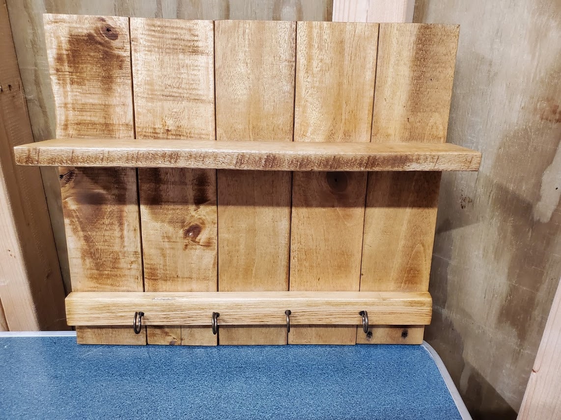 Rustic Entry Way Shelving Ideas