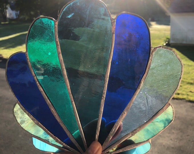 Clam Sea Shell #1 Stained Glass Suncatcher - Etsy