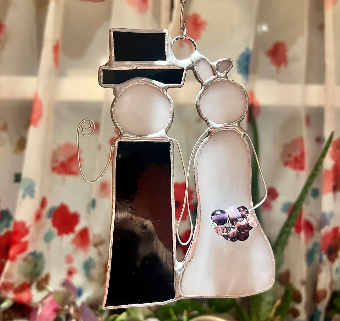 Bride and Groom Wedding Sun Catcher - Etsy