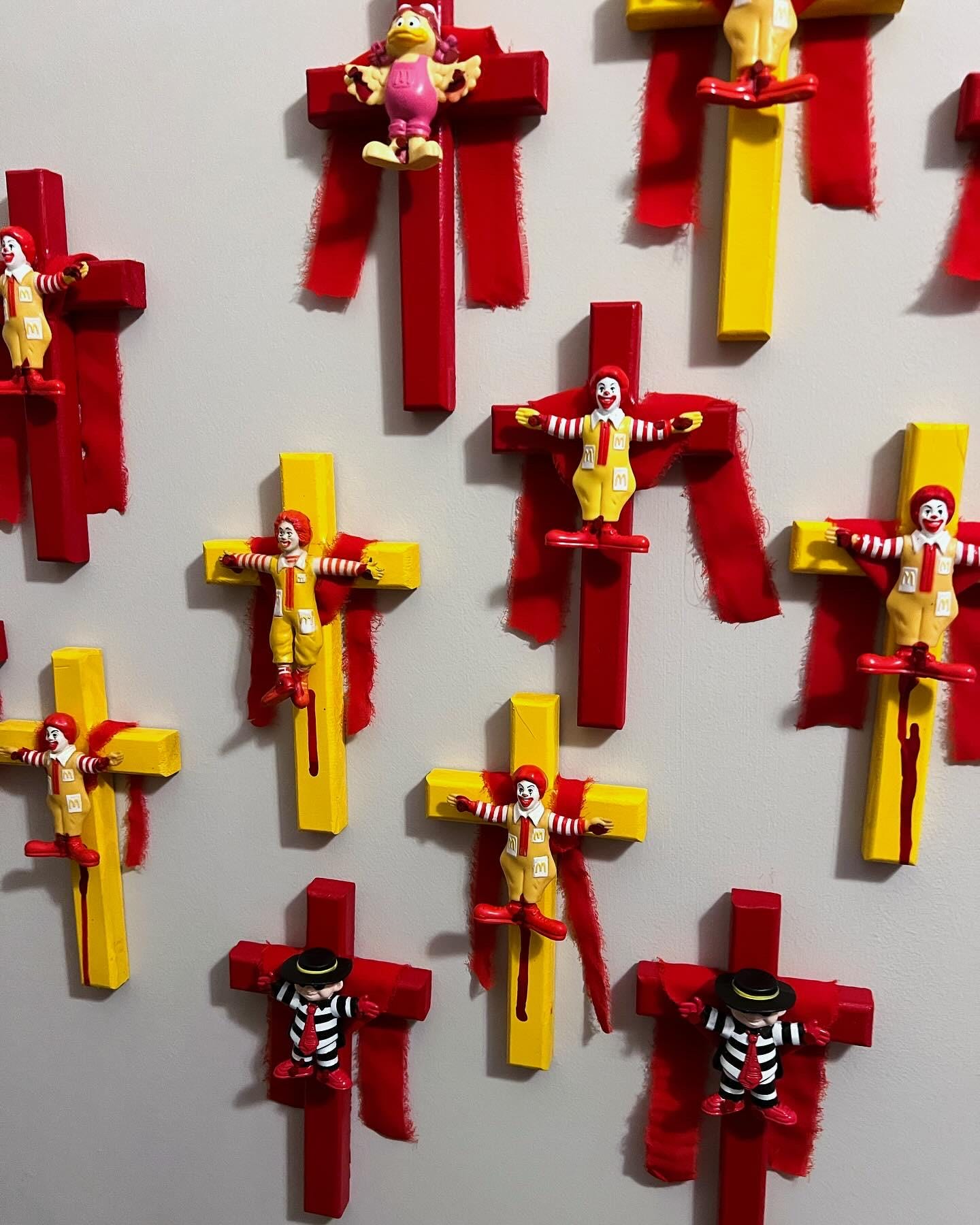 Ronald Christ (O) - Mcdonalds Crucifixion - Hanging Wall Cross - Satire ...