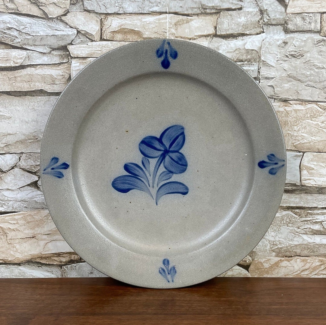 Vintagerowe Pottery Works10.75 Dia. DECORATIVE STONEWARE PLATE With ...