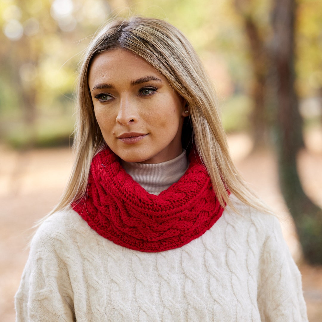 Irish Donegal Merino Wool Aran Snood Red Rose Handmade Ireland One Size ...