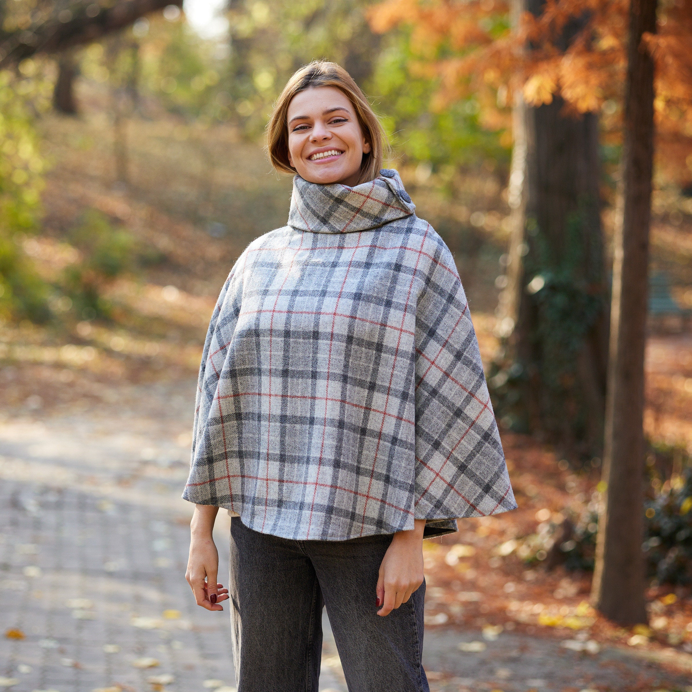 Irish Donegal Tweed Cape/poncho grey / Red Plaid Ireland | Etsy