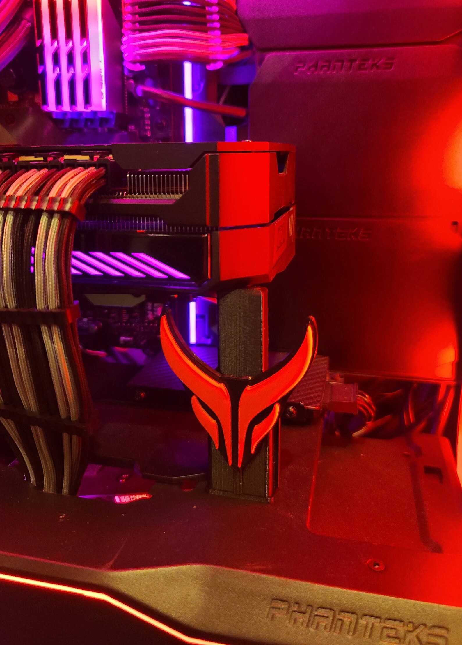 Anti-sag GPU Support Riser With Custom 3D Printed Badges - Etsy