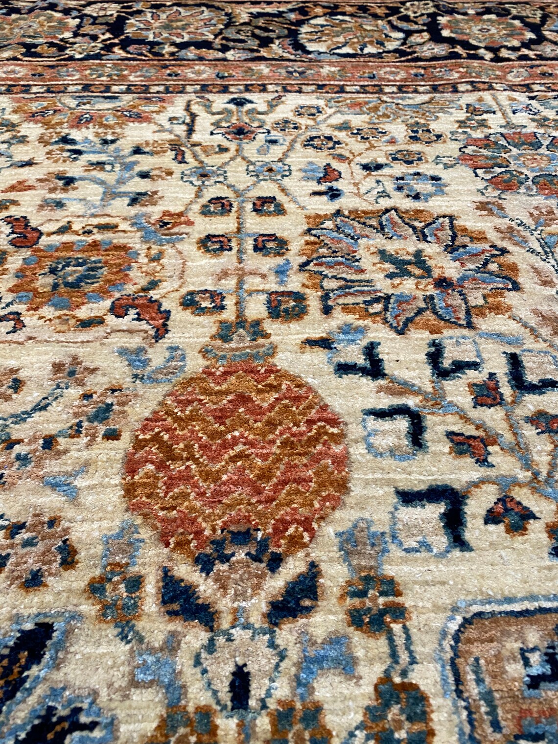 Persian 8x10 Light Color Tone Area Rug Hand Knotted Wool | Etsy