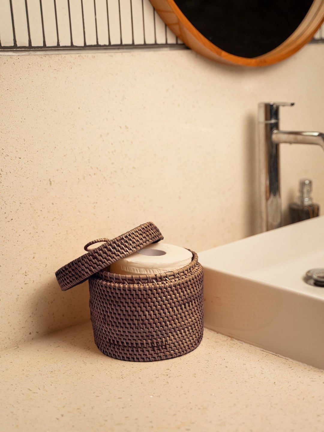 Tissue Holder / Loo Storage / Toilet Paper Holder / Rattan Loo Holder ...