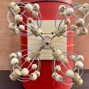 Rotating 4 Hay Balls for Rabbits, Rabbit Hay Feeder Toy, Bunny Cage ...