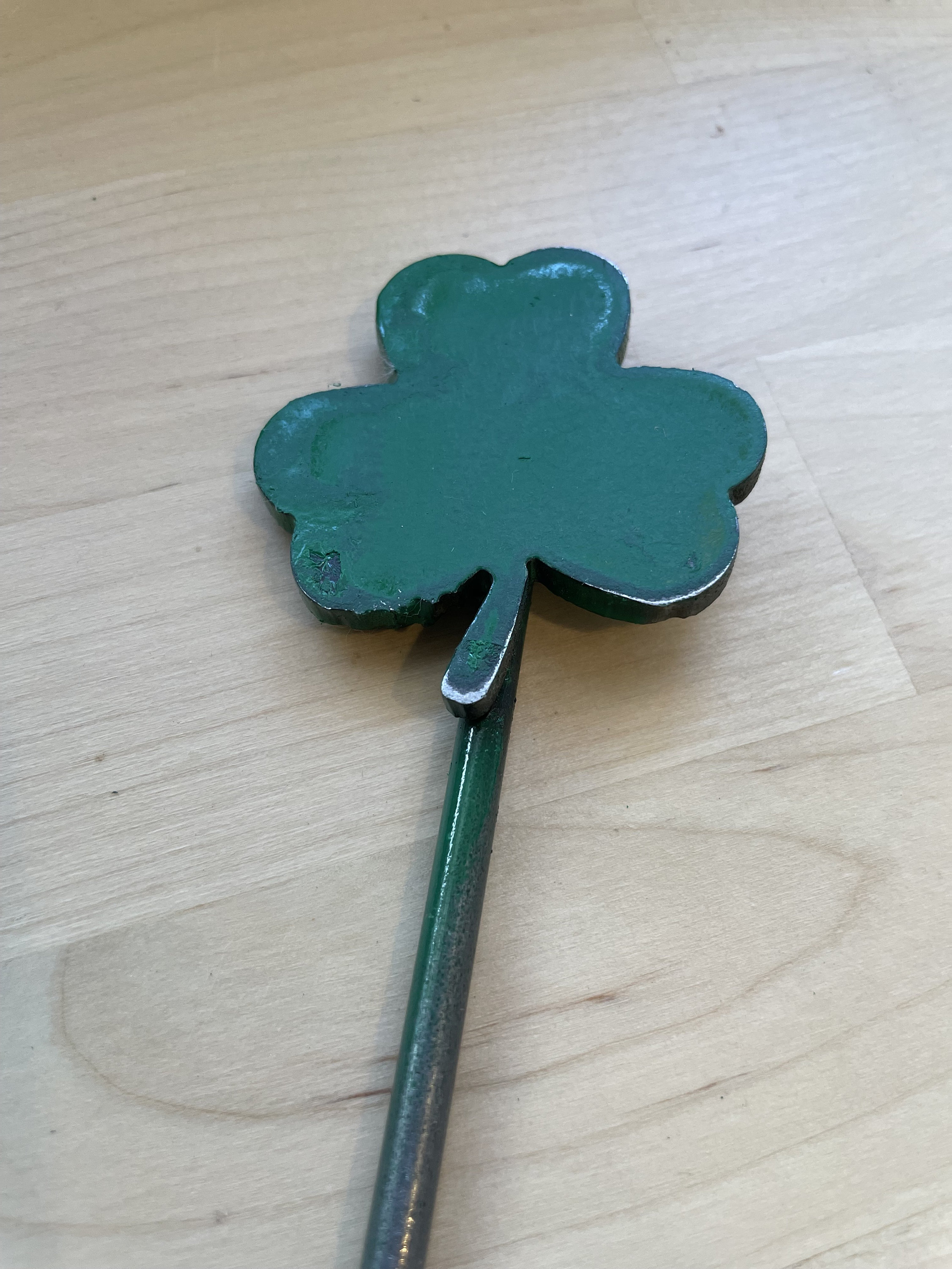 1 Mini Shamrock Stake Rustic Reclaimed Metal - Etsy