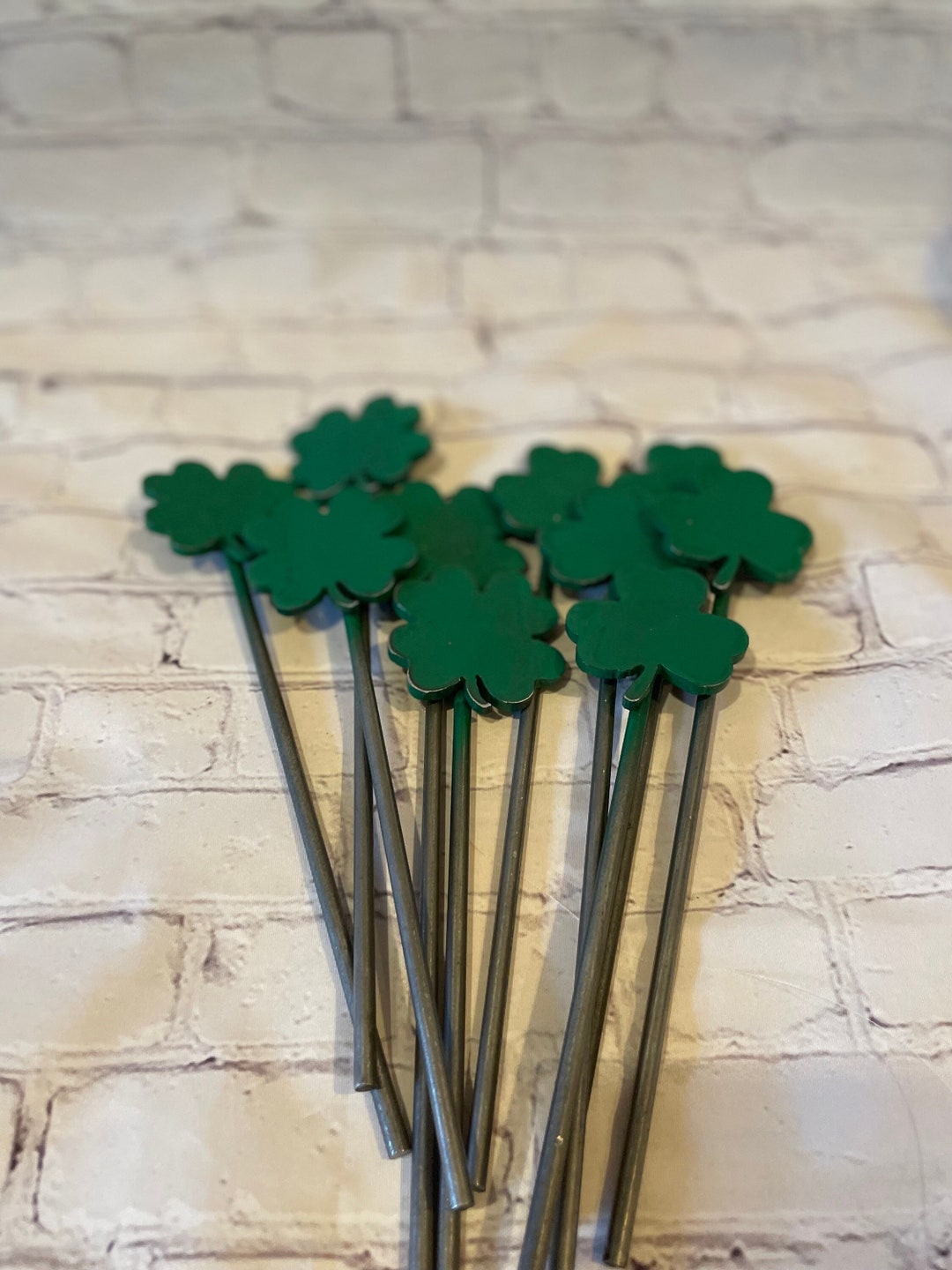 1 Mini Shamrock Stake Rustic Reclaimed Metal - Etsy