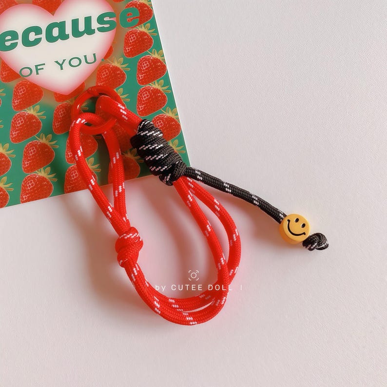Smiley Face Rope Keychain: Handmade Paracord Wrist Strap Bag Charm - Etsy