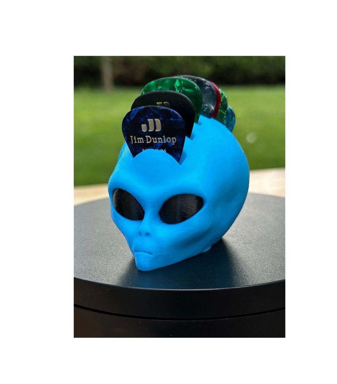 UFO Blue Alien Guitar Pick Holder 3D Printed - Etsy