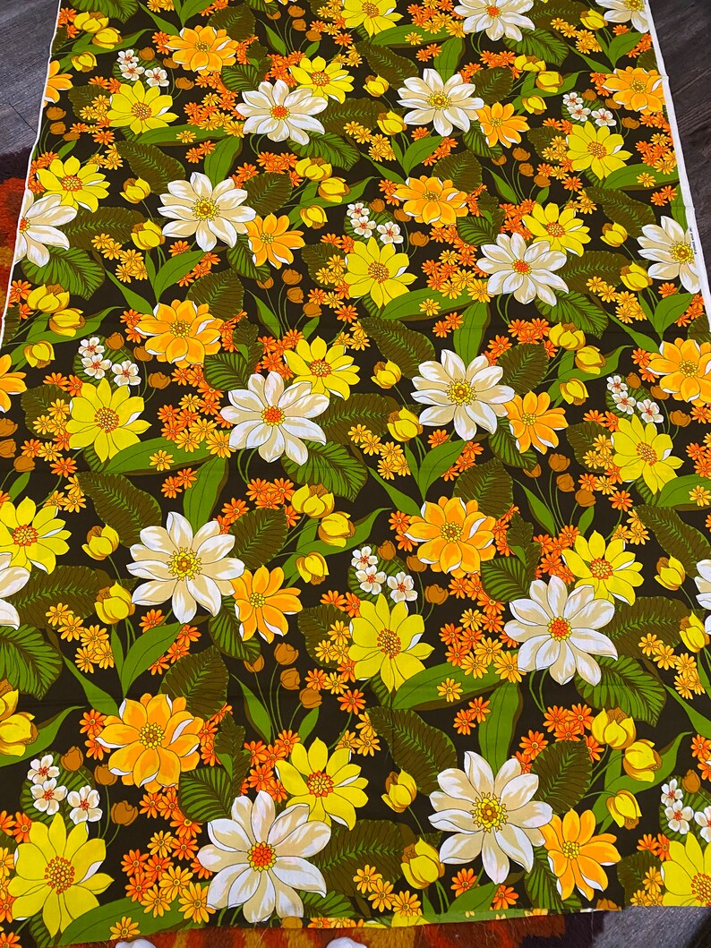 Vibrant and Beautiful 1970s Springs Mills Inc. Vintage Flower - Etsy