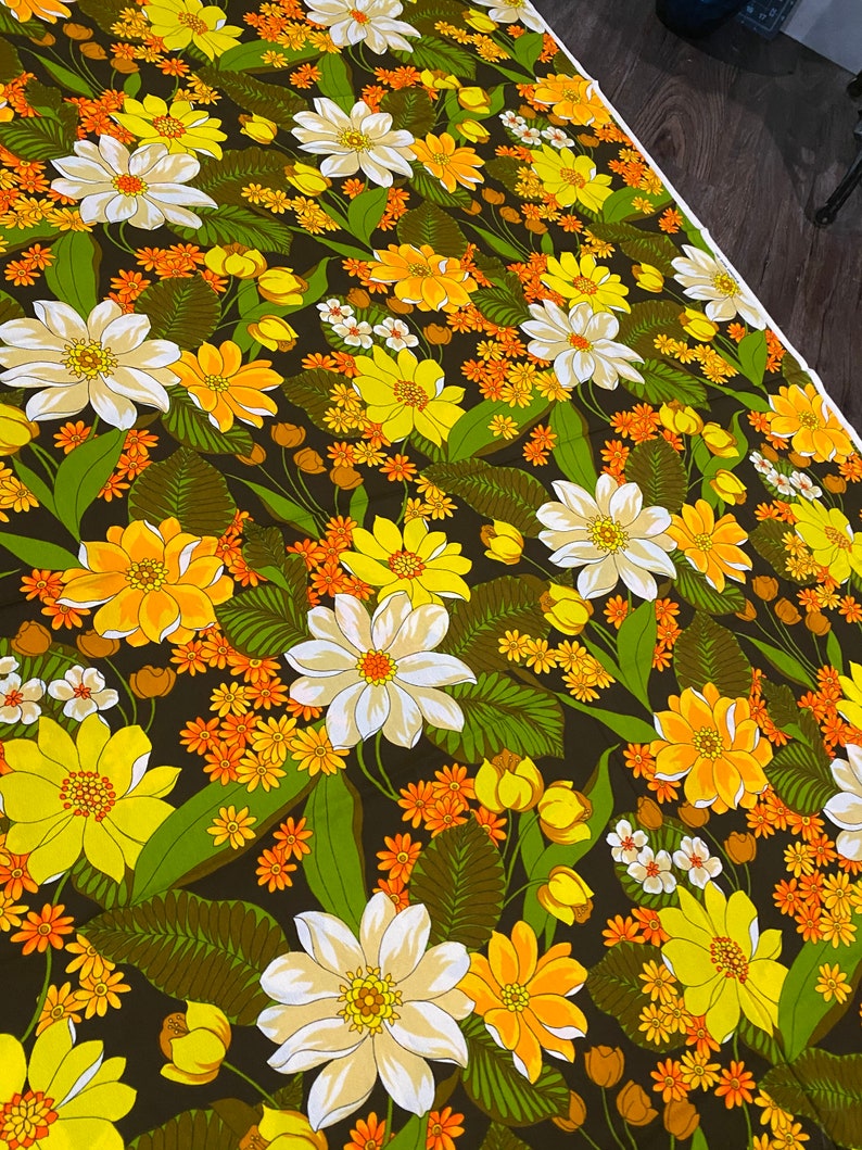 Vibrant and Beautiful 1970s Springs Mills Inc. Vintage Flower - Etsy