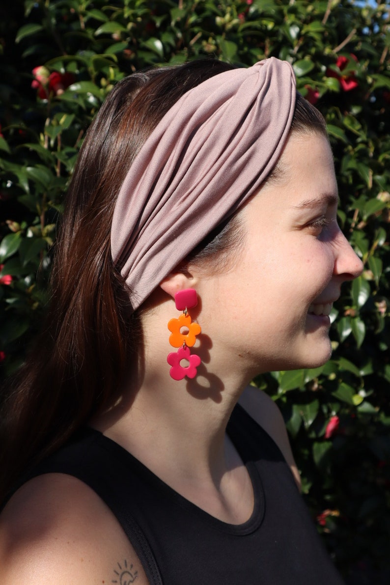 Groovy 60's Style Earrings, Flower Power Dangle Earring, Retro 70's ...