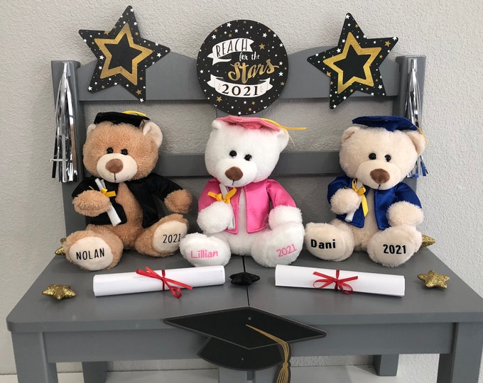 GRADUATION BEAR Gift BOUQUET Graduate Hat Teddy Bear Forever Roses ...