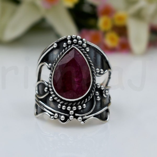 Gothic Ring - Etsy