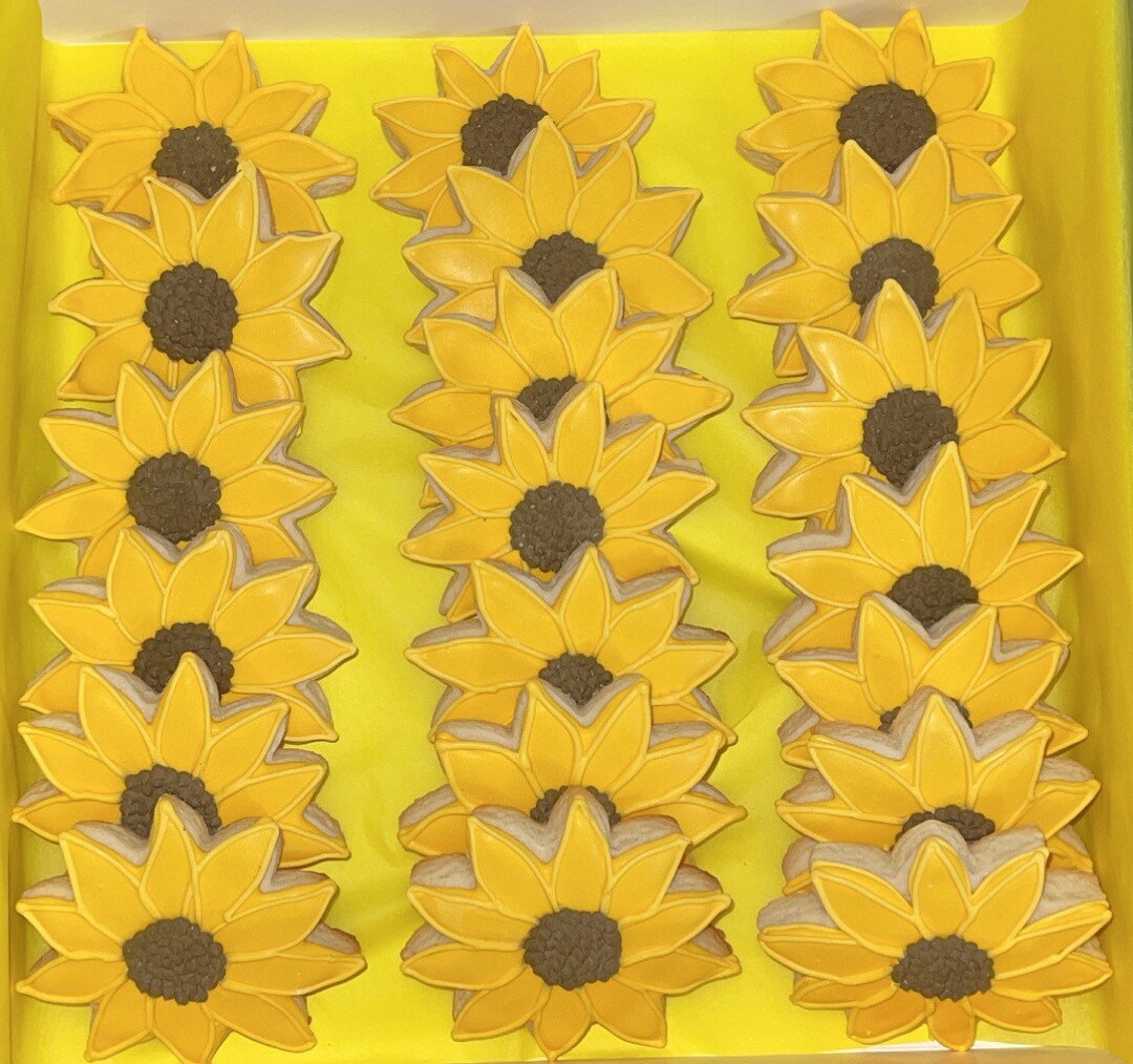 Sunflower Royal Icing Cookies: Decorated Sugar Cookies - Etsy
