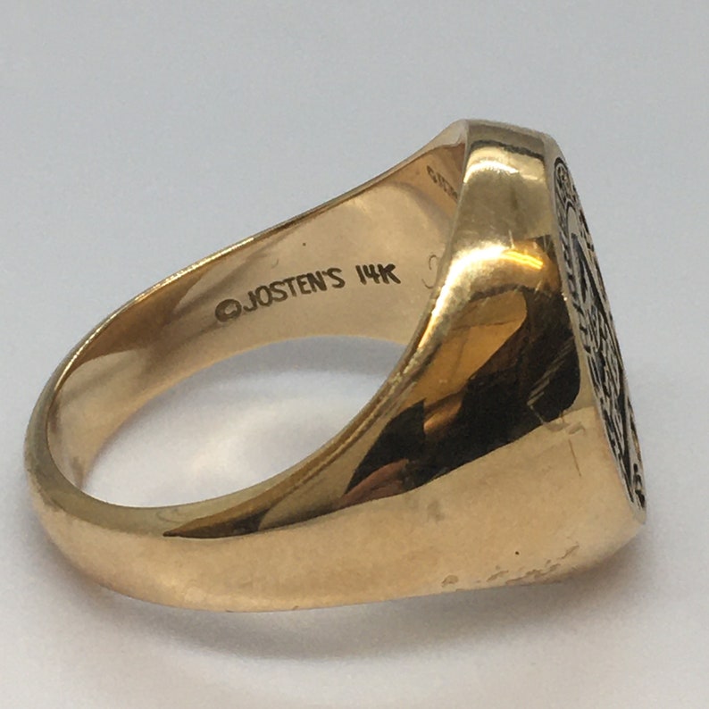 Vintage 14K Gold 1980s Class Ring Harvard University 11.7 Gram Size 7. ...