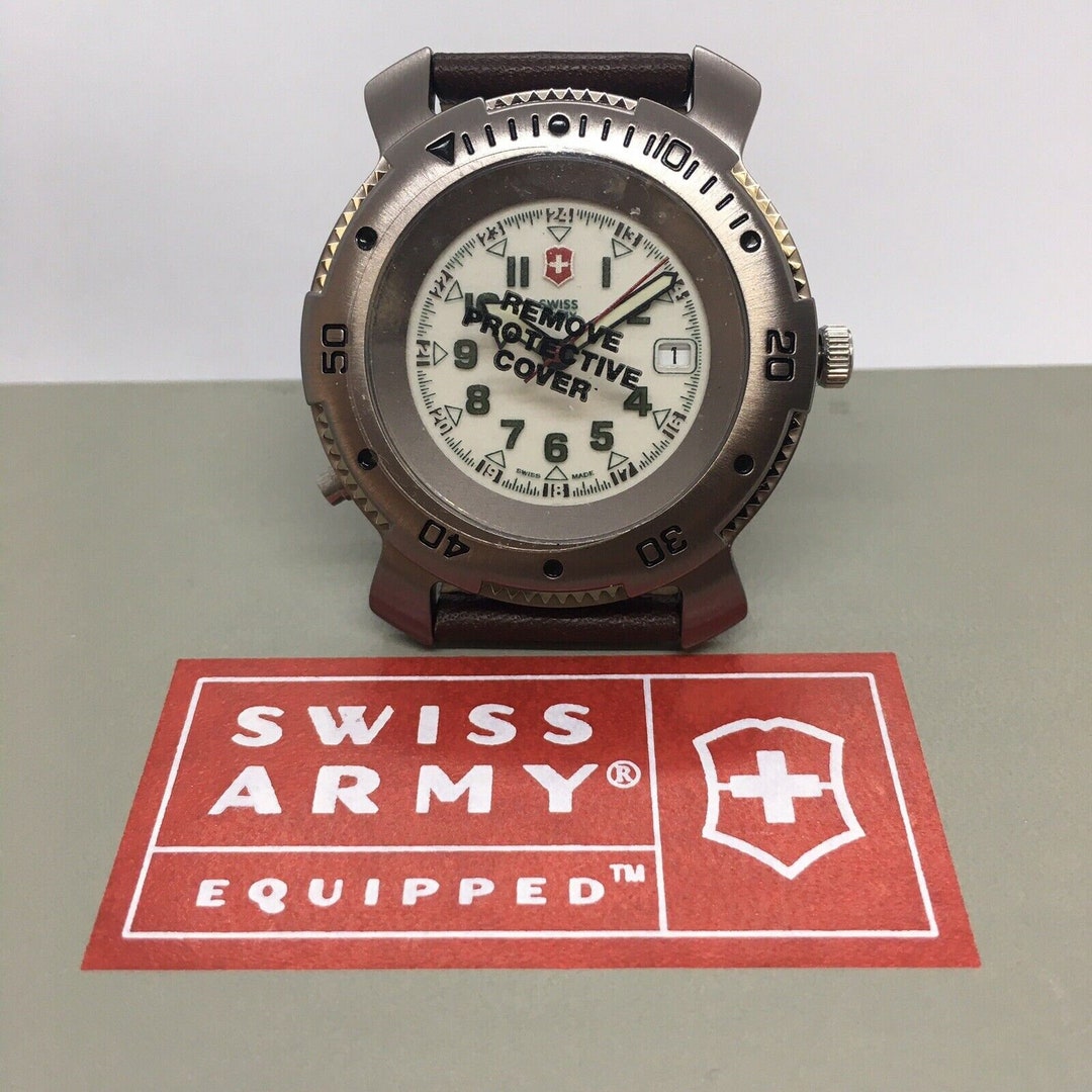 Men's Swiss Army Indiglo Rachet Bezel New Box Papers Never Used Mint ...