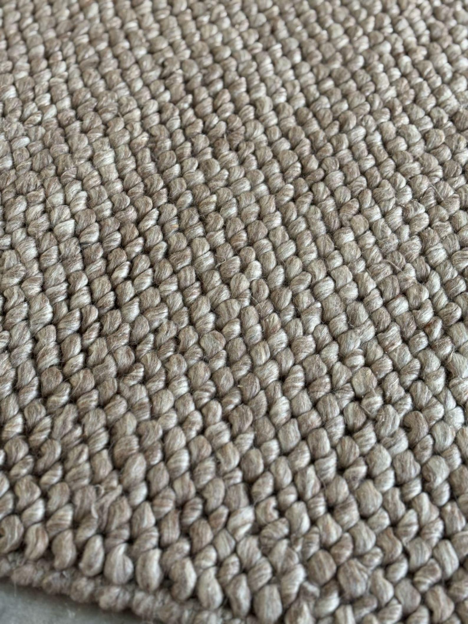 Handwoven Chunky Wool Rug – Beige Fisheye Knit, Neutral Area Rug - Etsy