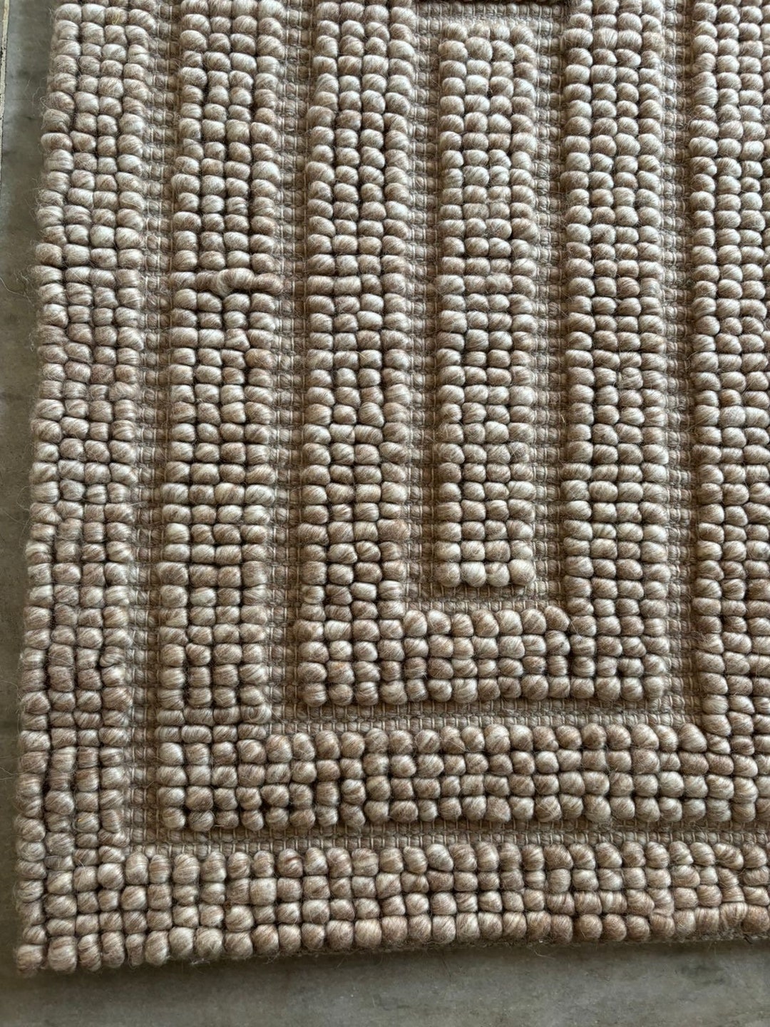 Beige Hand Woven Chunky Loop Box in a Box Wool Area Rug. Customization ...