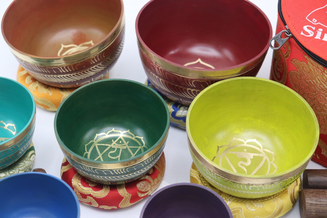 Seven Chakra Color Singing Bowl Set-set of 7 Singing Bowl - Etsy