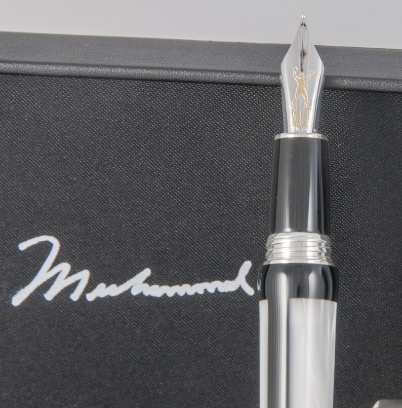Montegrappa Muhammad Ali Sterling Silver Fountain Pen Limited Edition ...