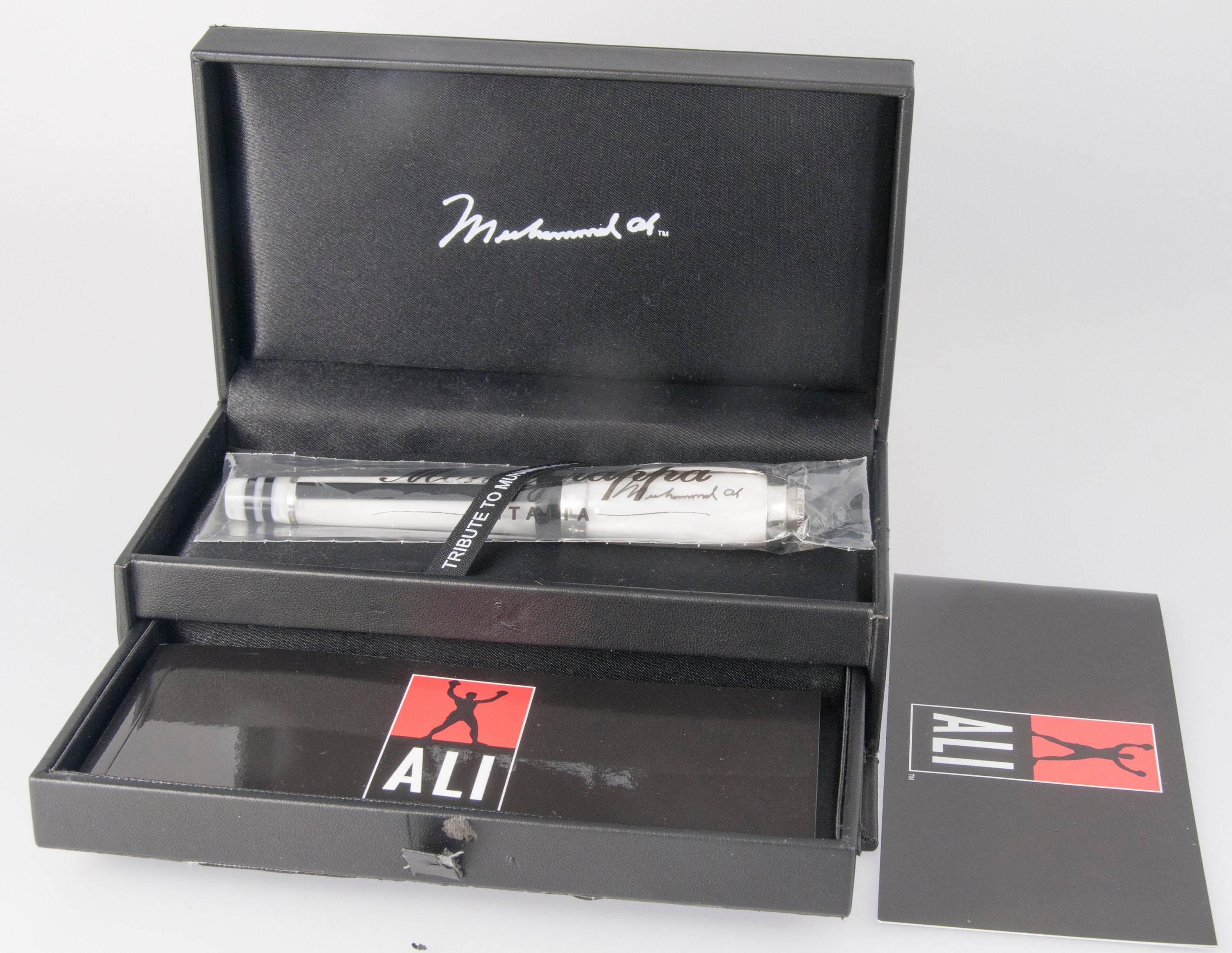 Montegrappa Muhammad Ali Sterling Silver Fountain Pen Limited Edition ...