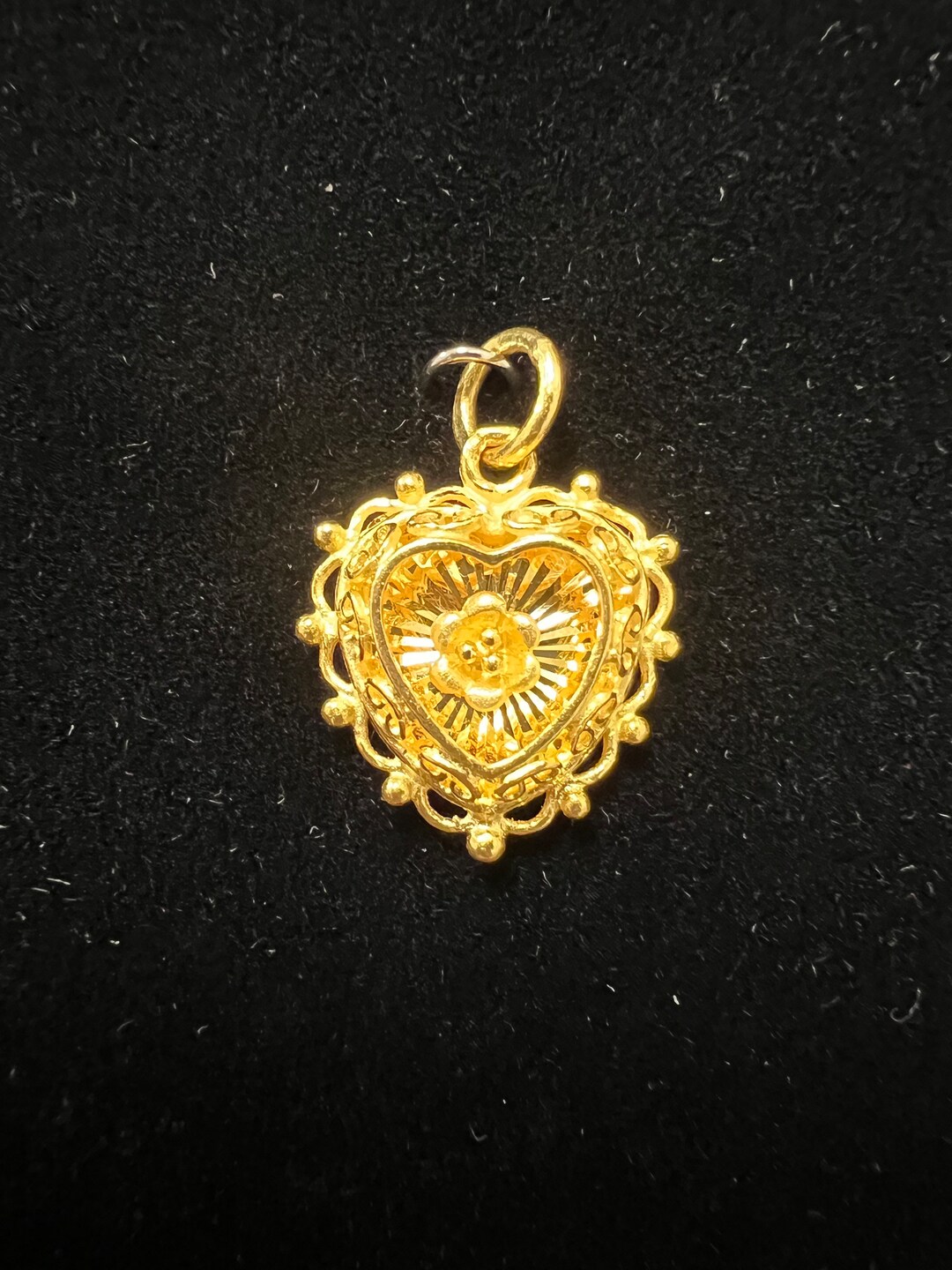 24k Gold 3D Floral Heart Pendant - Etsy