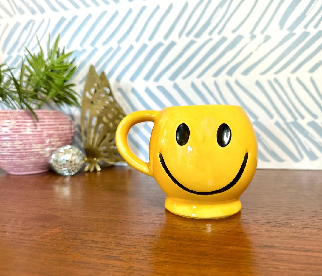 Vintage Mccoy USA Smiley Pottery Mug, Smiley Face, Cheerful Mug, Happy ...