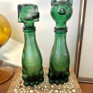 Pair of Vintage Italian Empoli Green Glass Cat & Dog Decanters - Etsy