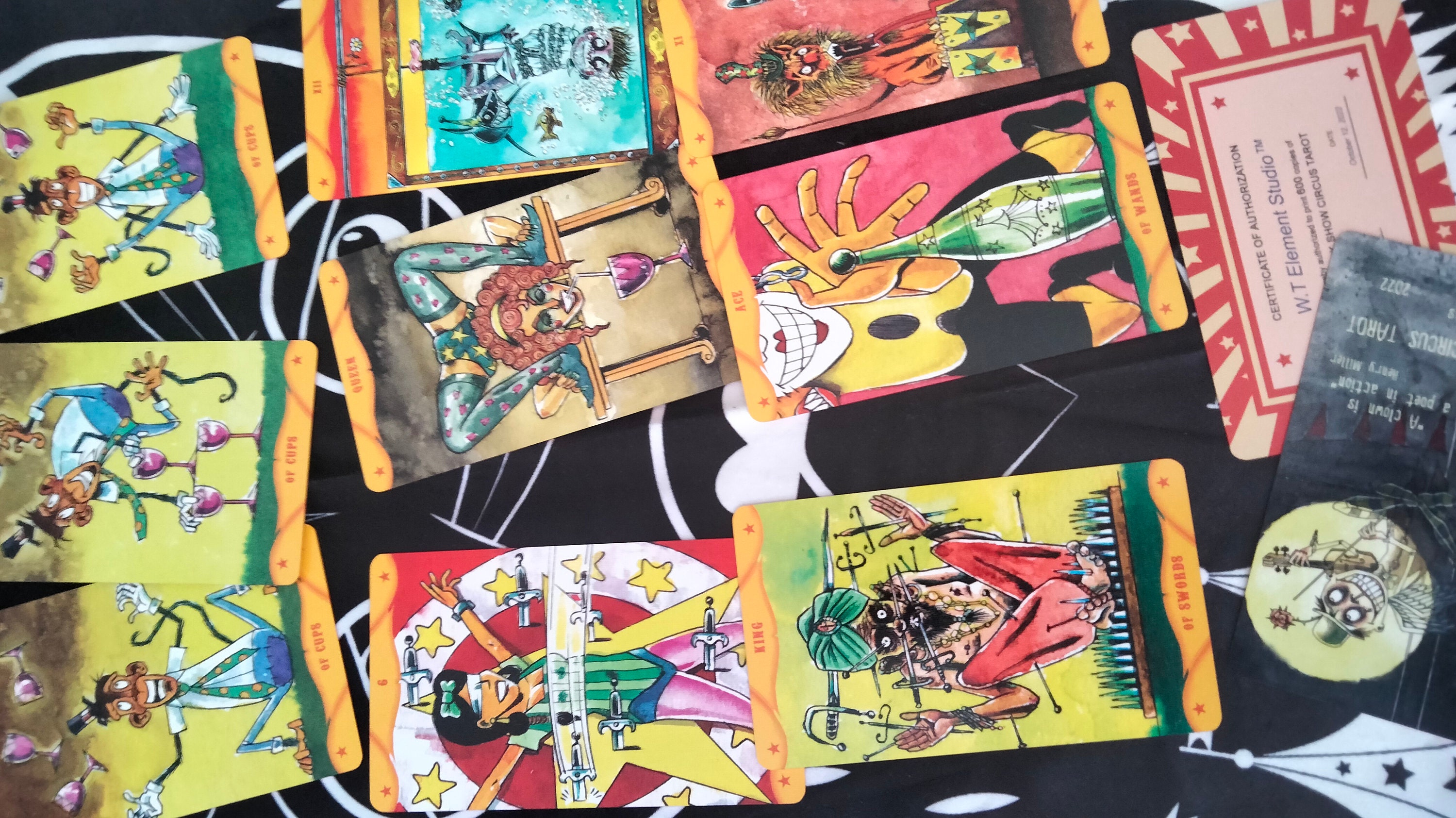 FREAK SHOW Circus TAROT. 78 Cards. Magenetic Box Edition. Red Gilt Edge ...