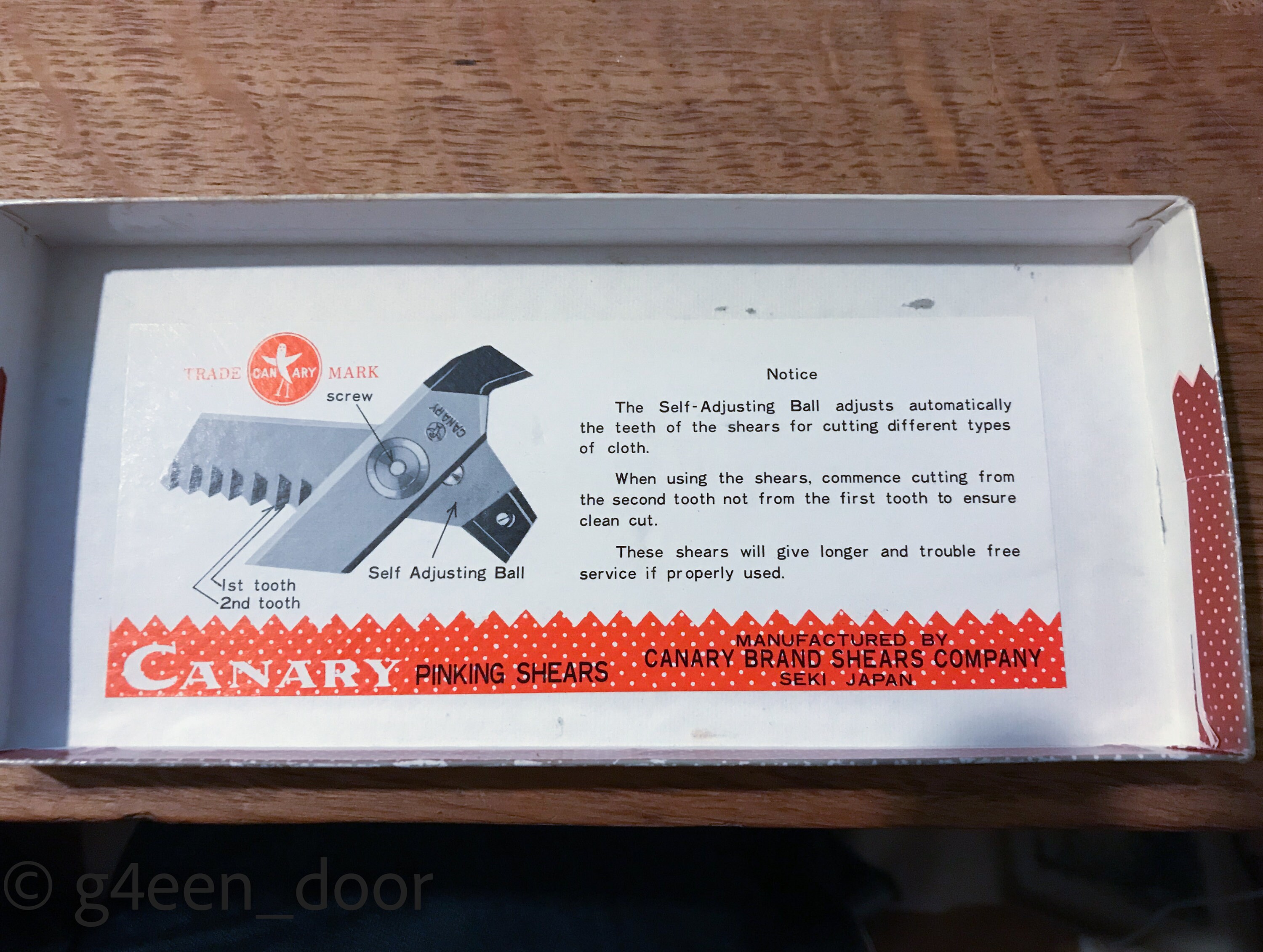 Red Canary Pinking Shears Zig Zag Vintage Scissors - Etsy Sweden