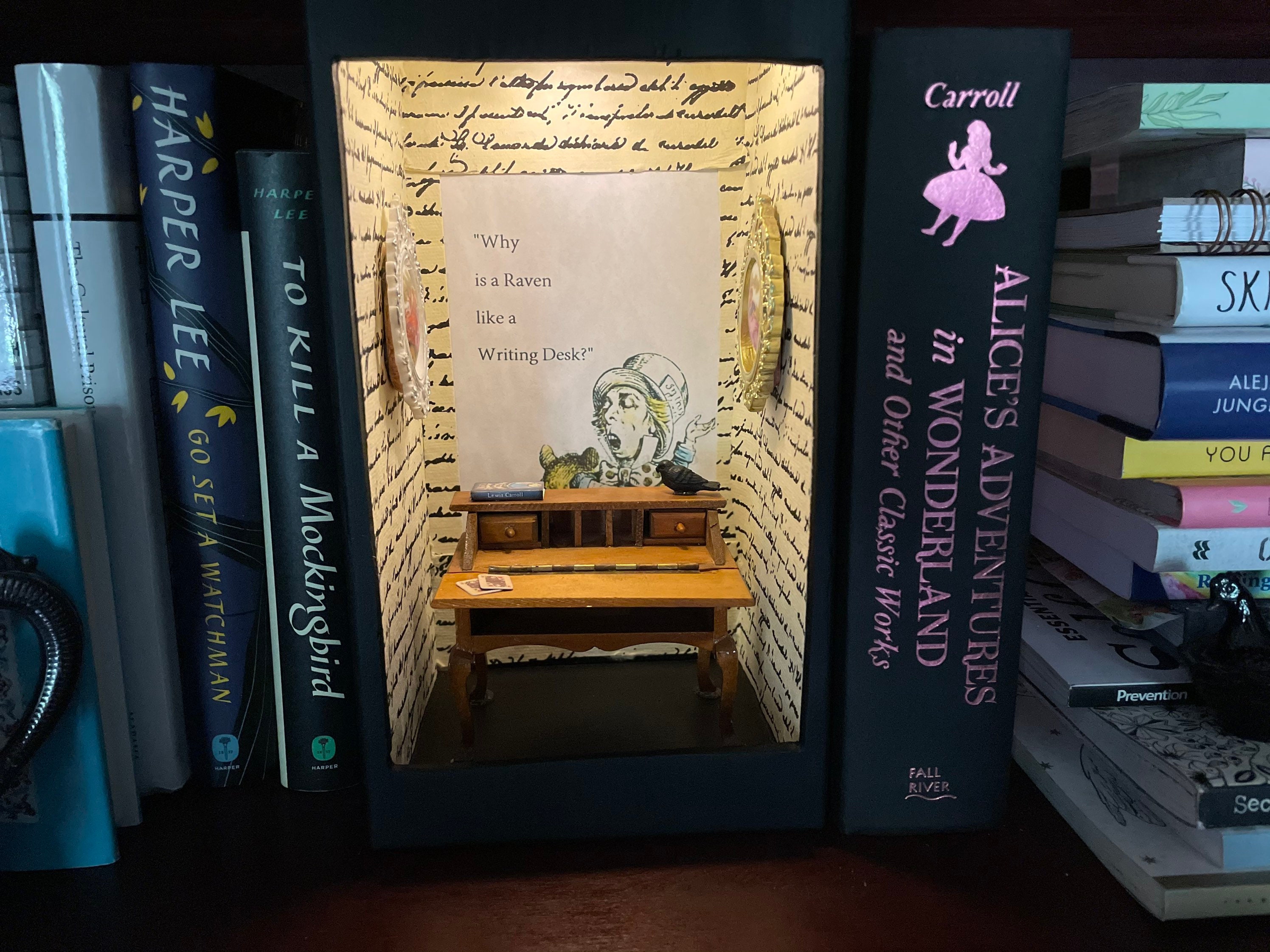 Book Nook Shelf Insert Display Light up Book Nook Fairy House Bookshelf ...