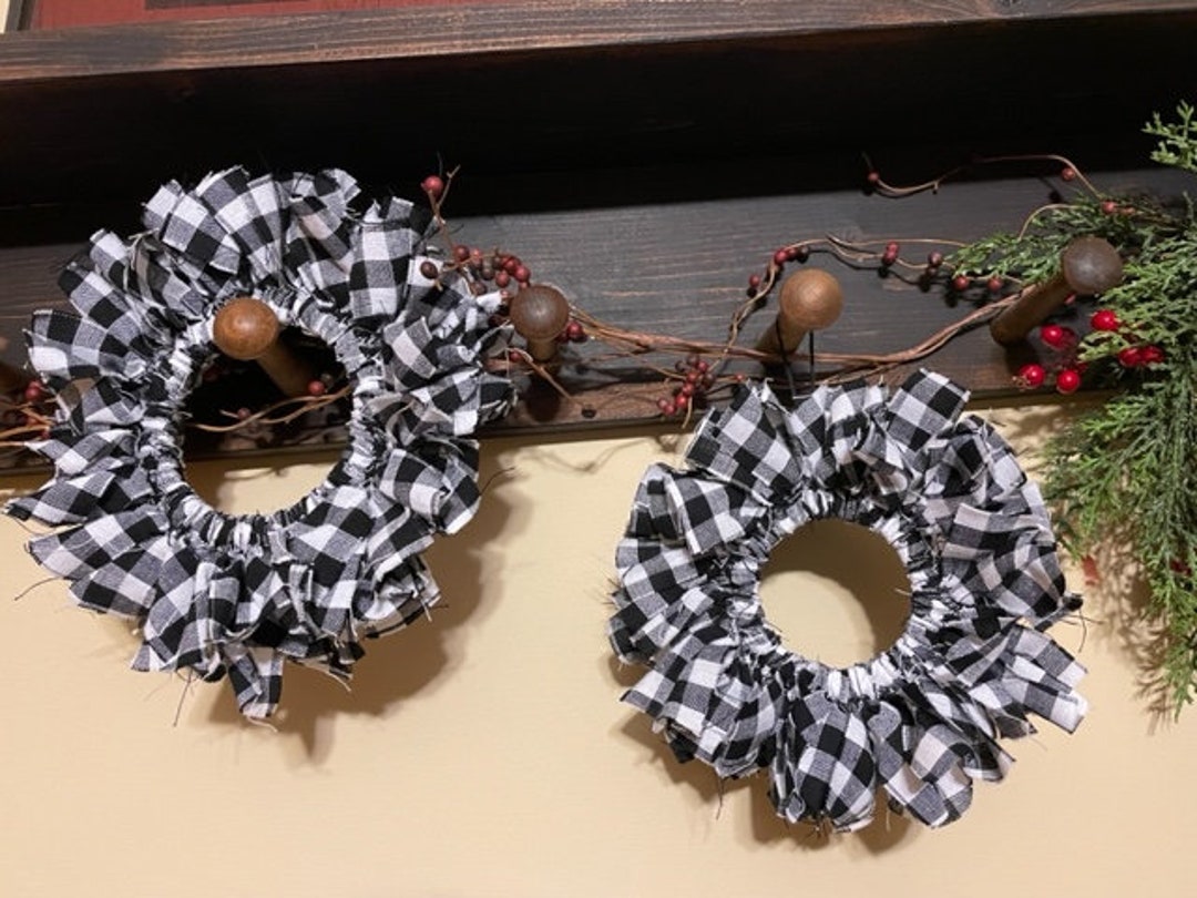 Buffalo Check Mini Rag Wreath / Farmhouse Rag Wreath / White & Black ...