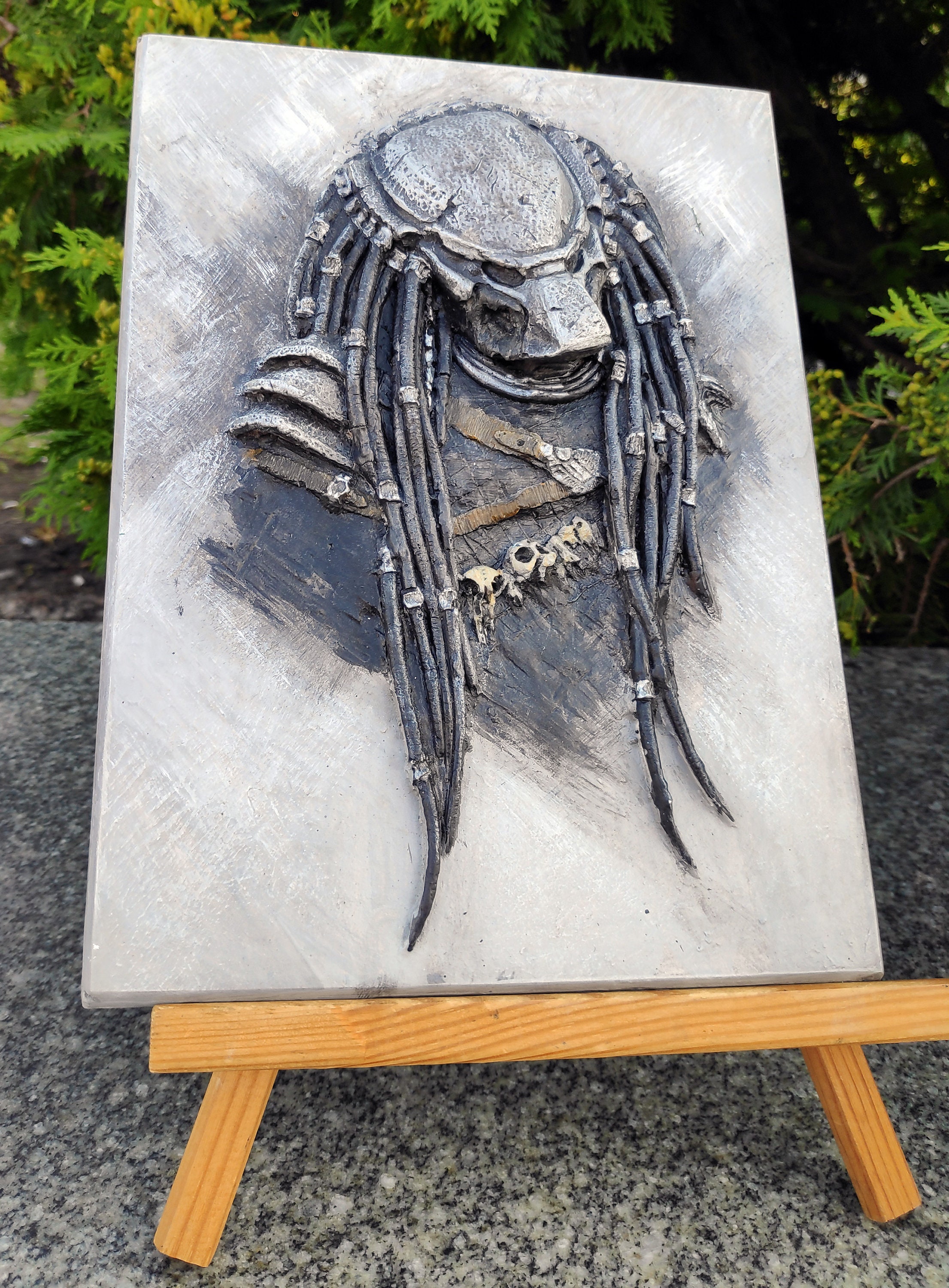 Predator Sculpture on the Wall, Predator Decor With Wall Mount ...