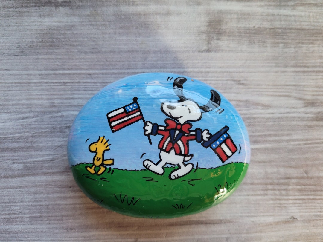 Peanuts Patriotic Painted Rock - Etsy