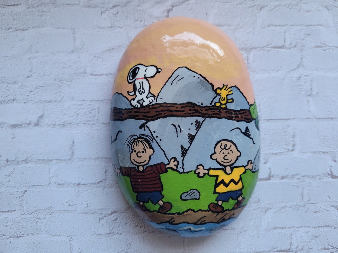 Peanuts Painted Rock - Etsy