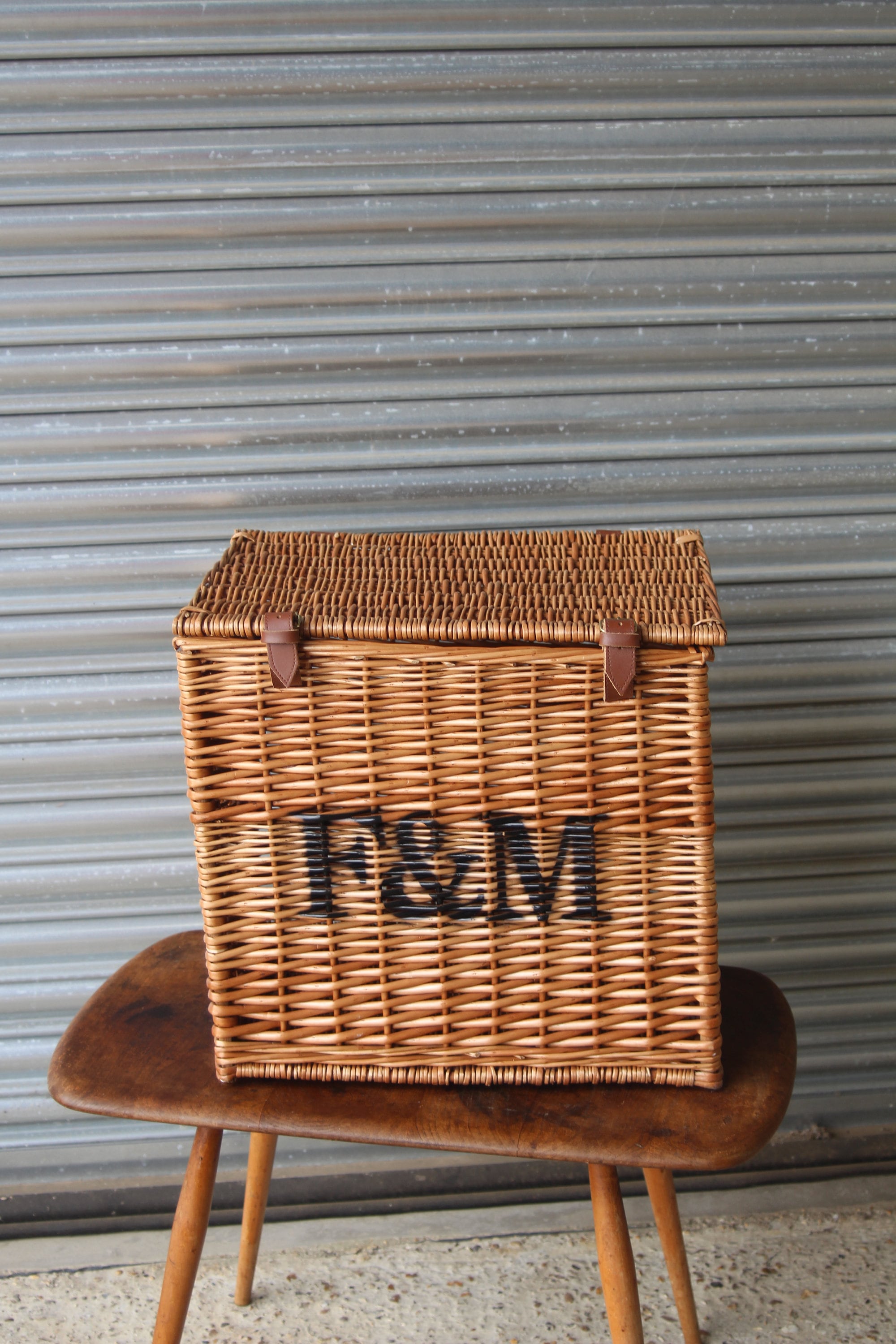 Large Fortnum and Mason F M Wicker Hamper Basket Trunk Toy Chest Coffee ...