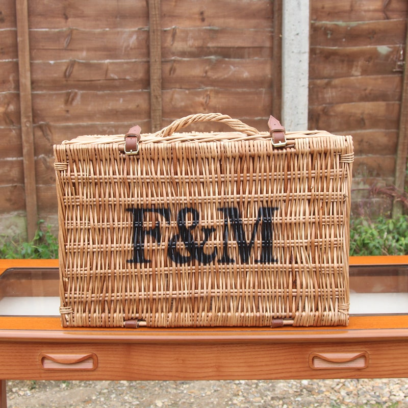 F & M Hampers - Etsy UK