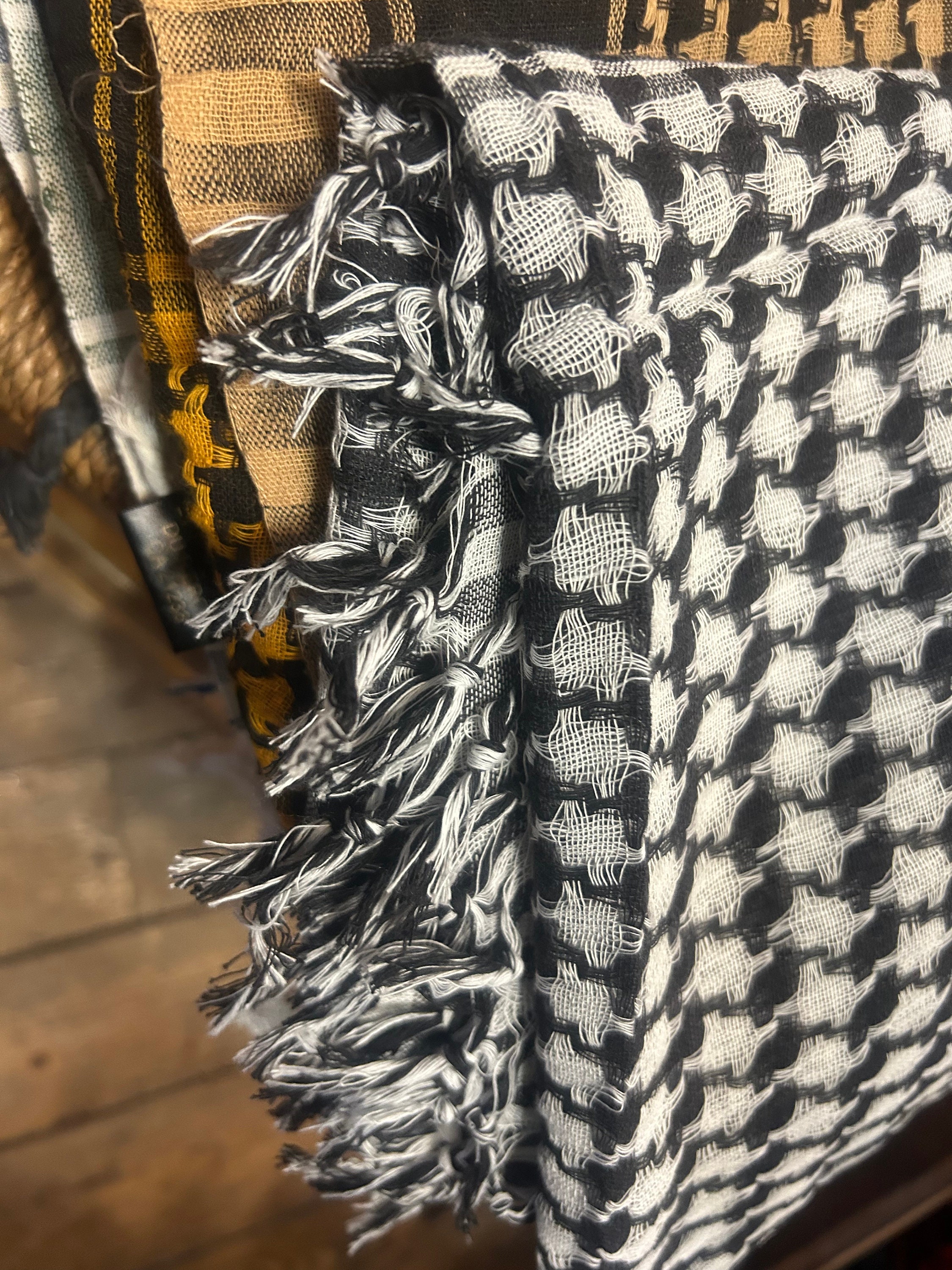 Palestine Keffiyeh Kufiya Scarf 48x48 - Traditional Shemagh With ...
