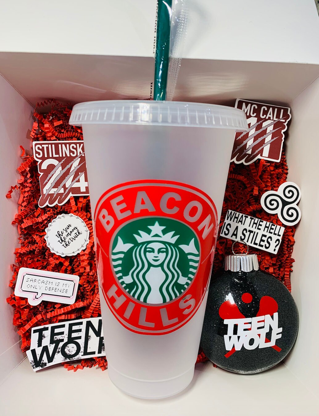 Teen Wolf Holiday Gift Box With Disc Ornament | TV Show Starbucks Iced ...