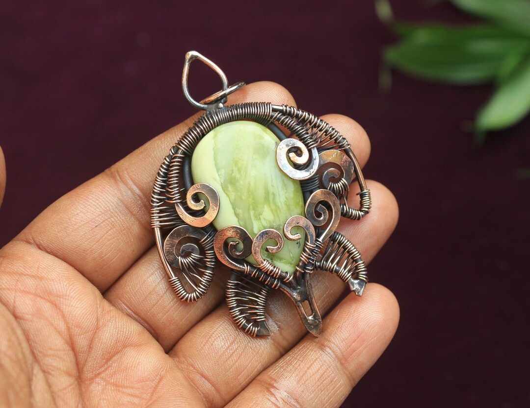 Handmade Serpentine Stingray Pendant: Oxidized Copper Wire Wrap - Etsy
