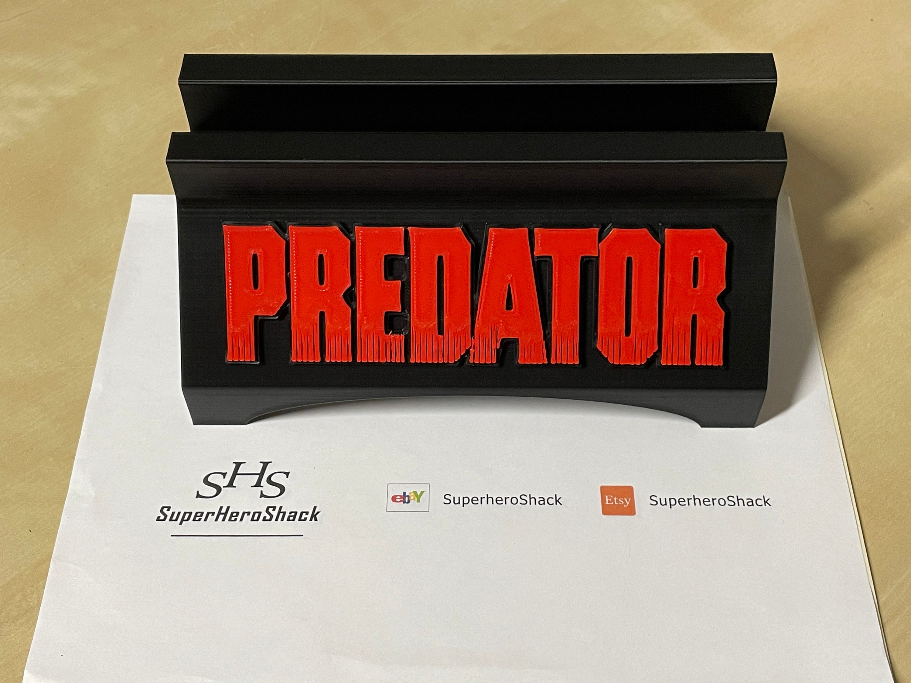 Predator Comic Book Stand 3D Printed black PLA version 2 Multicolor - Etsy
